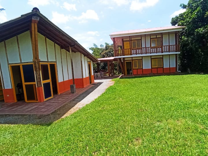 Acogedora Casa De Campo Villa Gloria - Quindío