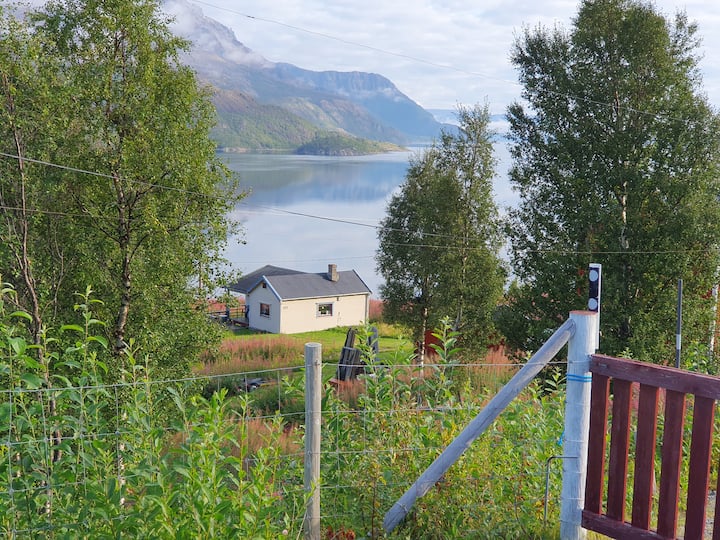 Langfjordveien 372 Guesthouse - Norway