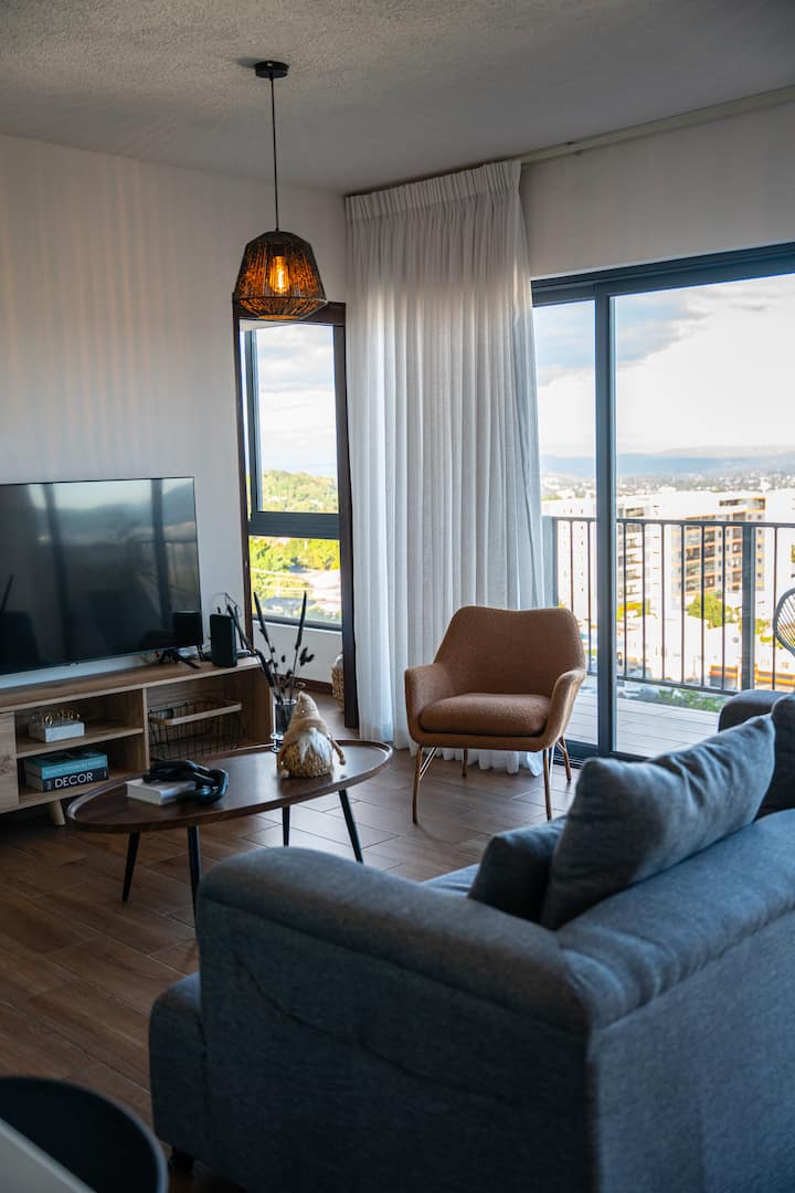 City View Apartment · Balcony · Prime Area - San Salvador