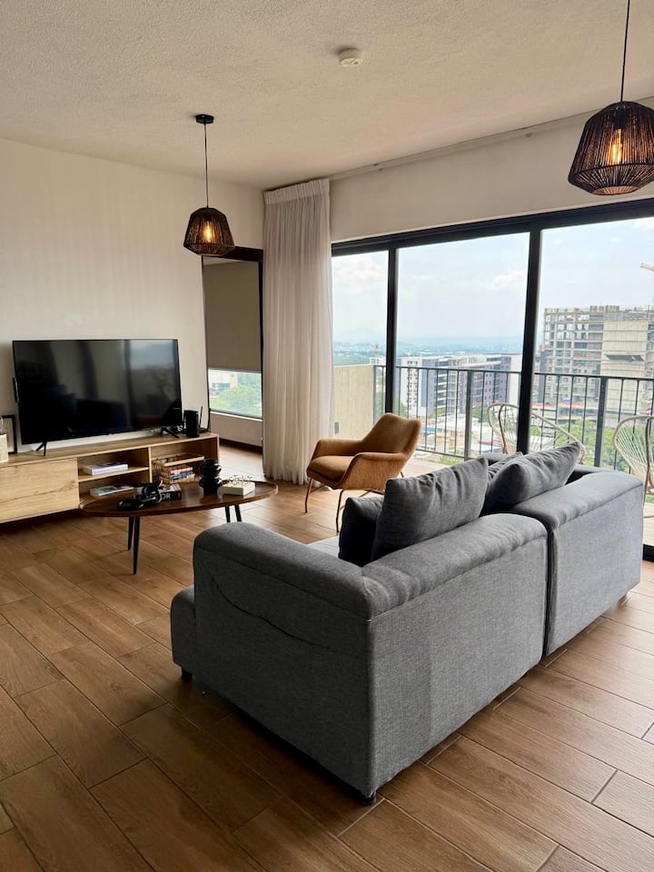 City View Apartment · Balcony · Prime Area - San Salvador