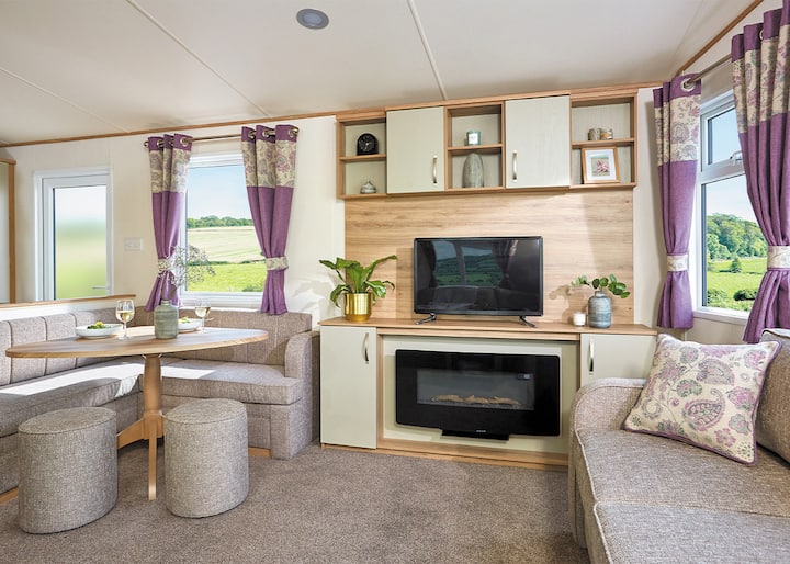 Gold 3 Bedroom Holiday Home (Pet) - Brean