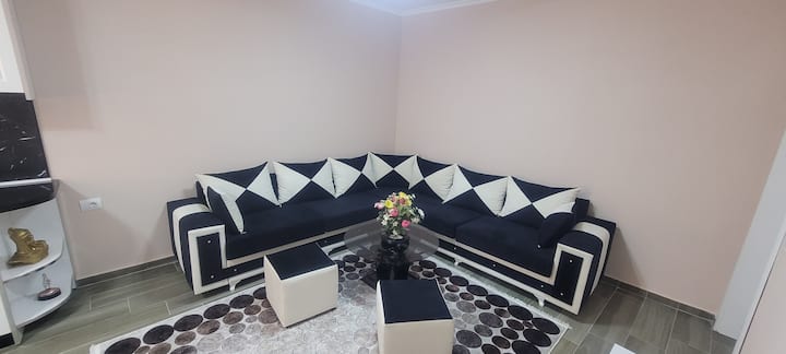 Maxhari Apartaments - Pogradec
