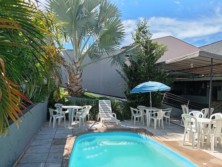 Casa- Piscina- Churrasqueira-ar Condicionado - Londrina