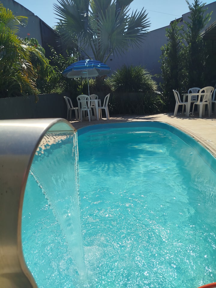 Casa- Piscina- Churrasqueira-ar Condicionado - Londrina