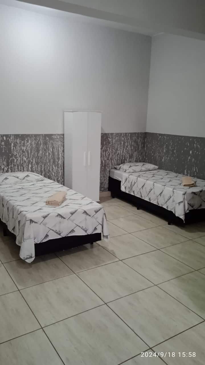 Kitnet A 10 Min Do Centro - São José dos Campos