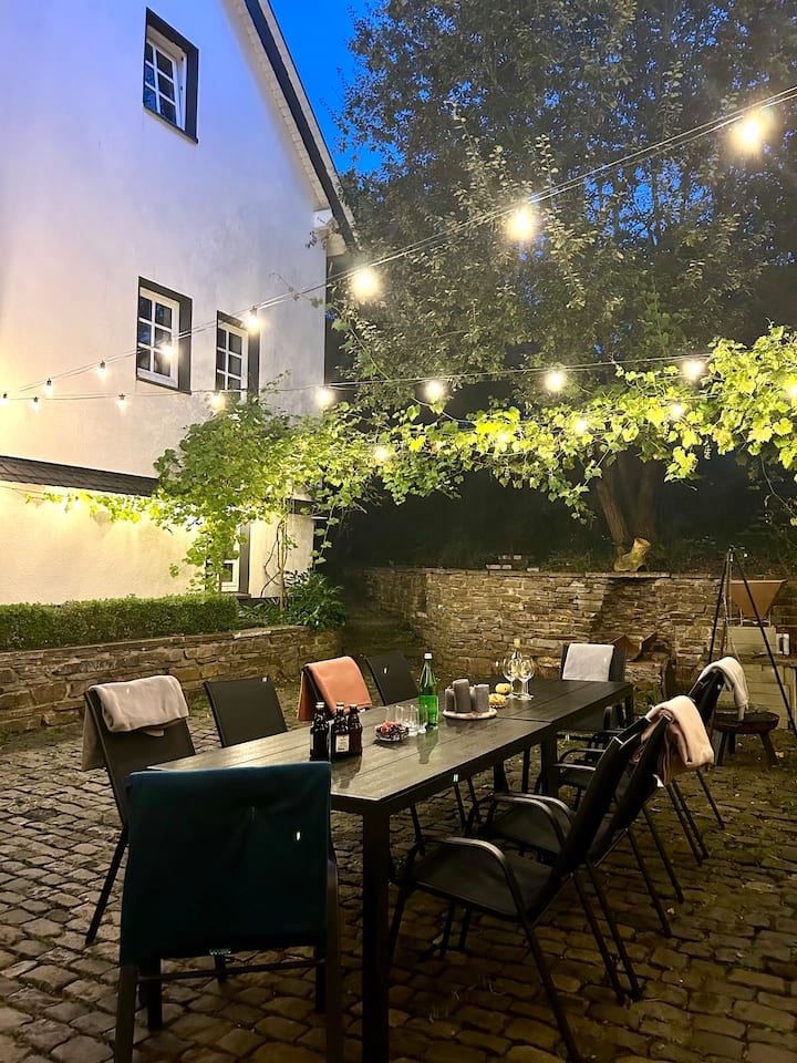 Hofguteveshausen•spielscheune•landidylle•moselnähe - Allemagne