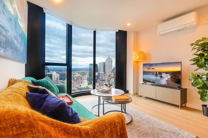 Stunning City View 2br Apt | Best Cbd Location - Melbourne