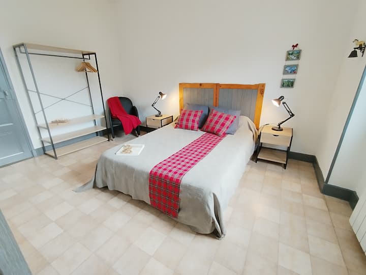 Le Sancy Meublé Murol 2 Ad + 2enfants Max - Murol