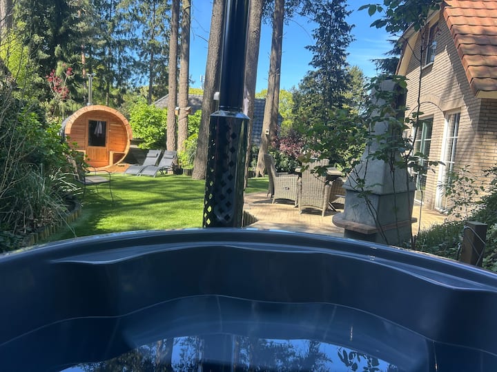 Wellness Bosboerderij De Goudsberg Hottub & Sauna - Ede
