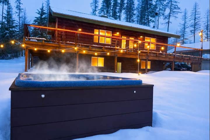 Log Cabin: Hot Tub, Sauna, Wet Bar & Mtn Views - モンタナ州