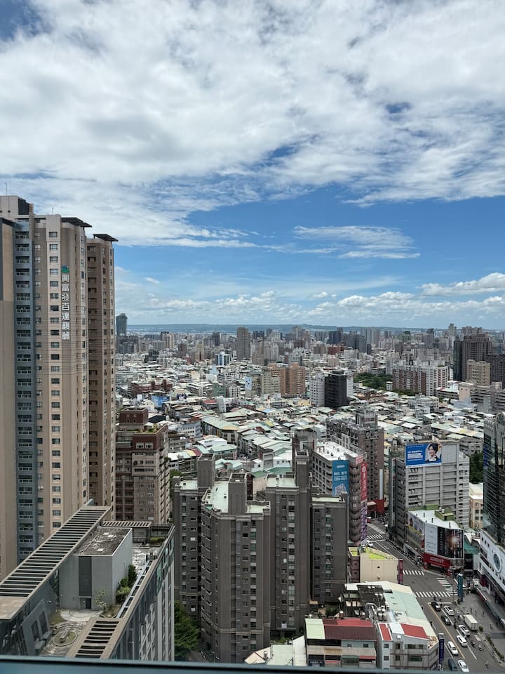 2-6人sogo/台中科博館/草悟道/勤美誠品/金典綠園道/splendor/浪漫城市夜景飯店式套房 - 타이중