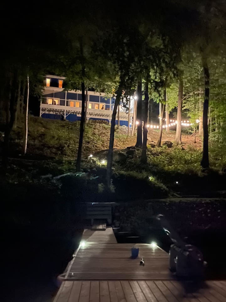 Blue Cottage - Huntsville