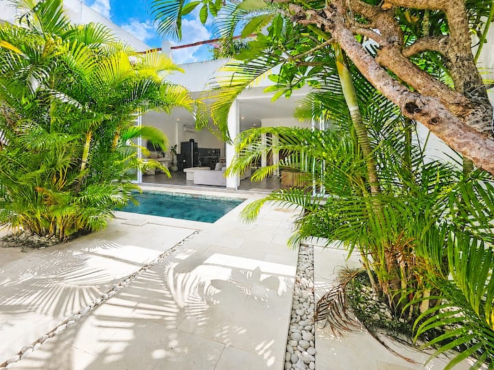 Villa 2 Chambres Avec Piscine - Pererenan - Bali