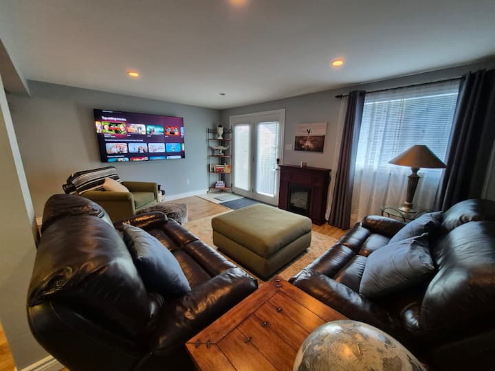 1-bedroom Private Lower Suite - 런던