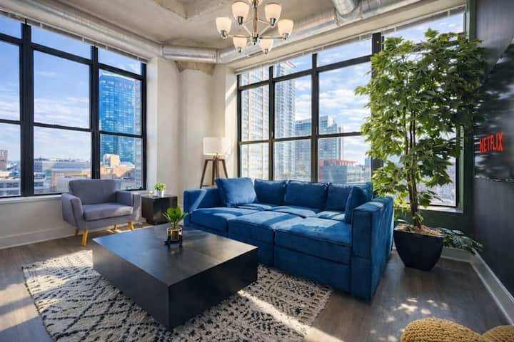Skyline 2br In South Loop Chicago Near Mccormick - Chicago