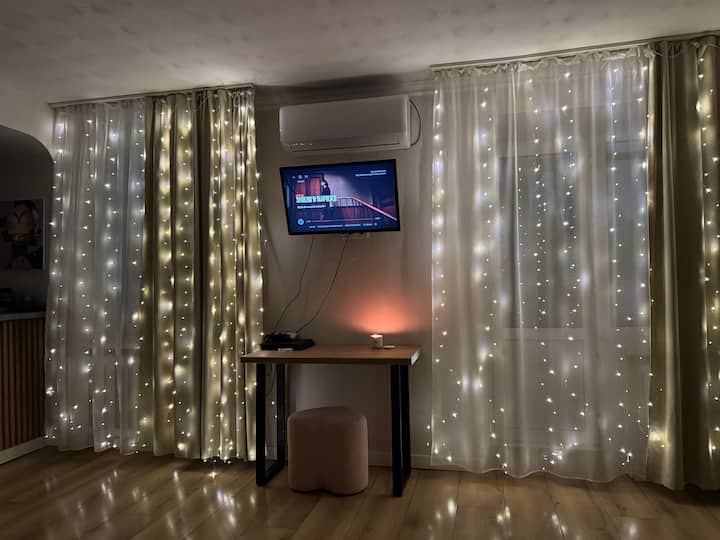 Уютная студия в скандинавском стиле в центре - Kazakhstan