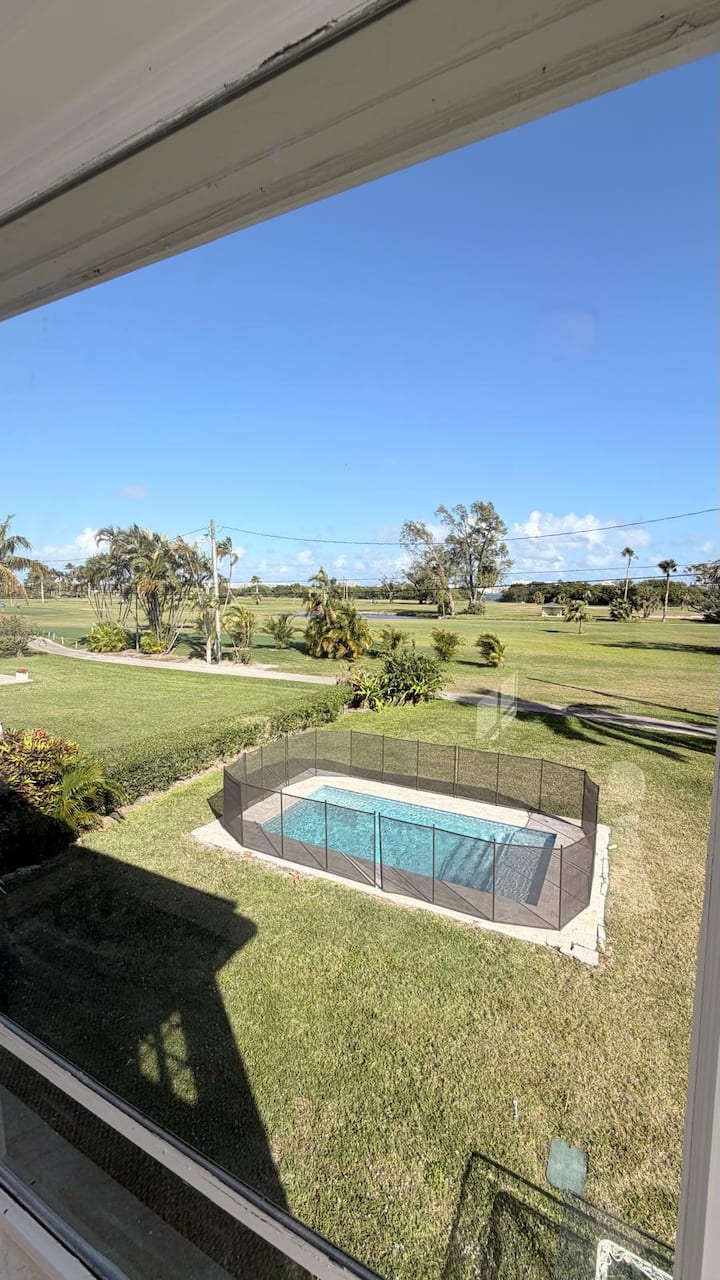 Golf Course House, Beautiful View - West Palm Beach, FL