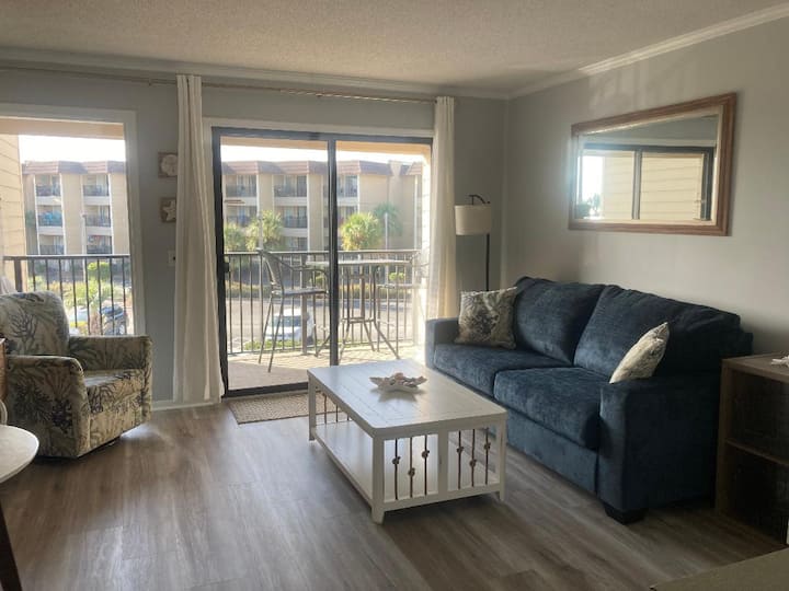 Ocean View 1-bdrm. Steps To The Beach And Pool. - Palmetto Dunes, SC