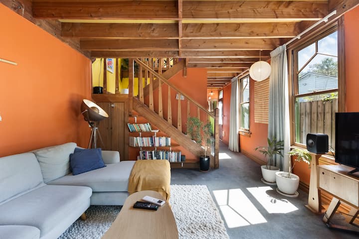 Kaleidoscope Cottage - Wellington