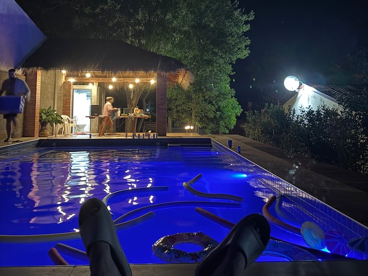 Alojamiento A 1 Cuadra De La Playa - Paraguay