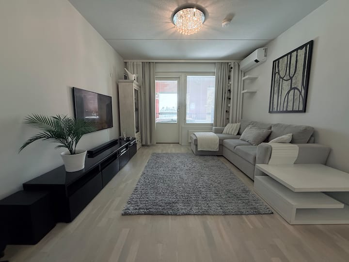 Sauna & Ulkoporeallas | 6 Ppl | Parkki | Ac | 2br - Helsinki