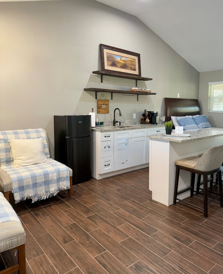 Cabin 1 - Marigold Moments - Odessa, Florida