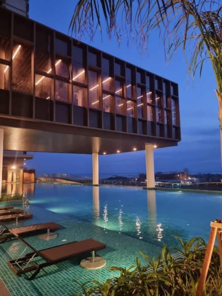 Bali Residence 8pax/2br/5 Min To Jonker Walk - Malacca