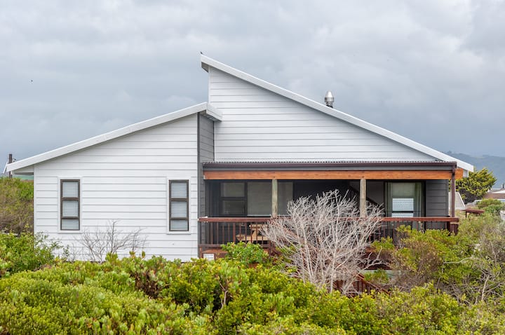 Whale House - 2 Bedroom Home - Wilderness