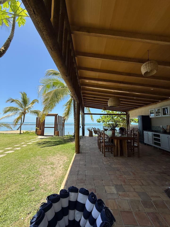 Beachfront House W/ 6 Bedrooms | Arraial Dajuda - Brasil