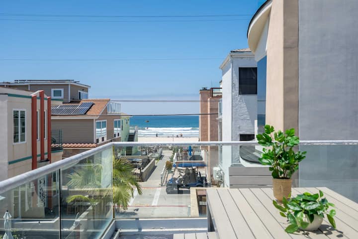 Glamorous Mission Bay Townhouse W/ Private Rooftop - Mission Beach - San Diego