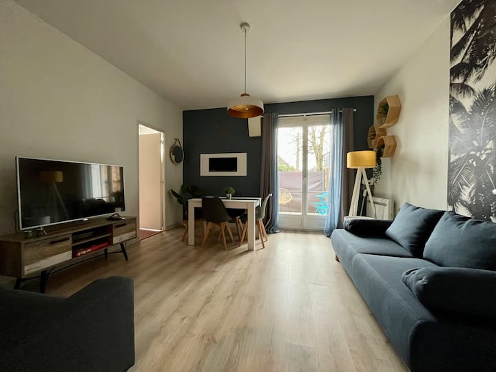 Appart Cosy, Terrasse — Paris & Disneyland 20min - Villiers-sur-Marne