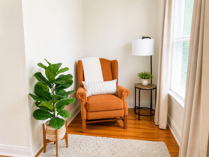 Spacious 3br/2ba Near Downtown | Central Located - Springfield, IL