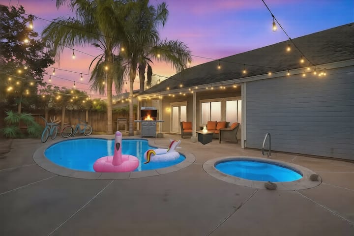 Golden's Pool Home |Jacuzzi|game Room|bbq|near Ucr - Riverside, CA