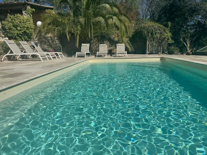 Logement 3* De Charme & Piscine Chauffée - Lorgues