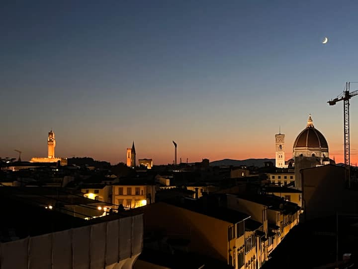 Old Terrace-long Stay - Florence