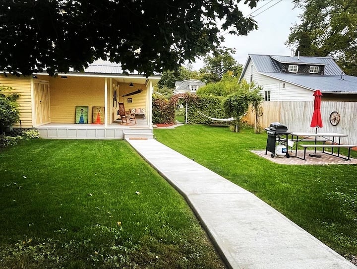 Downtown Historic Home Near Glacier Np! - Kalispell, MT