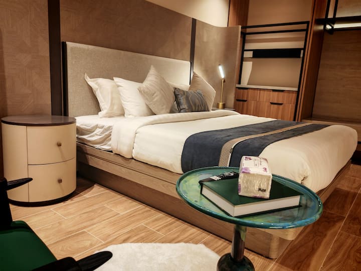 Jacuzzi And Cinema Apartment In Good Location - المدينة المنورة