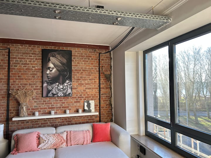 Loftstyle App W/ Easy Parking & Amazing Views - Anvers