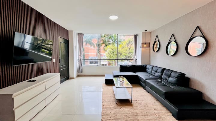 Apto De 4 Habitaciones Perfecto Para Familias - Medellín