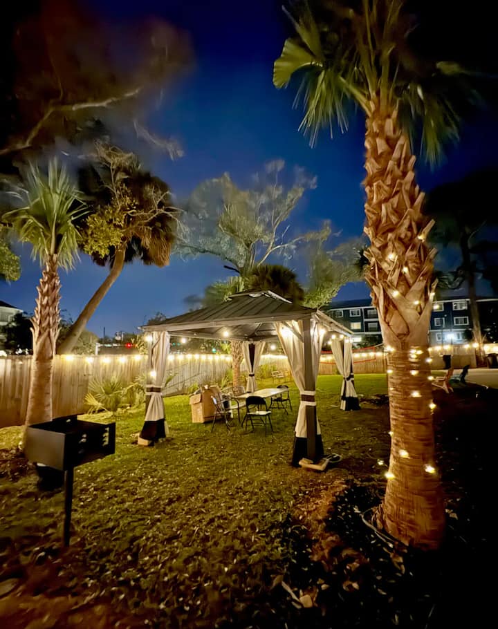 Downtown Oasis 20% Off 3bd 2bath #1812 - Pensacola, FL