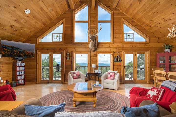Charming Cabin W/ Sweeping Mountain Views - Boone, NC