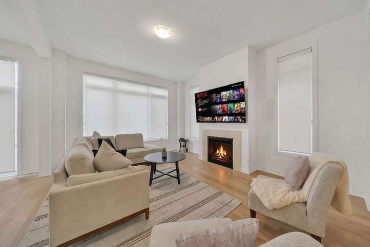 Spacious 5br Home/office -Gta, Whitby, 401,407,412 - Ajax