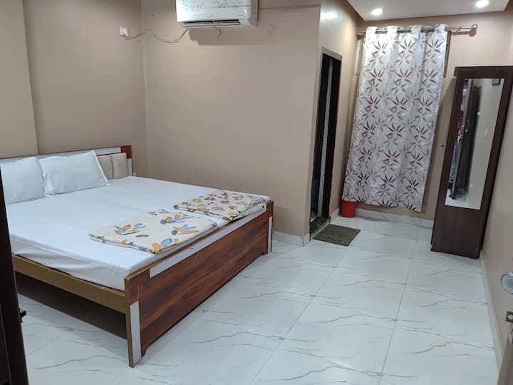 Shri Gopal Garden 3 Rooms 3 Bathrooms - Vrindavan