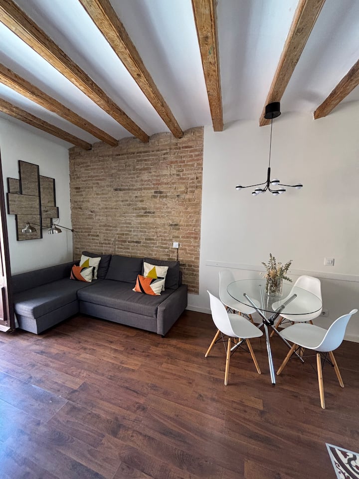 Lovely And Quiet Flat Next To Sagrada Familia - Barcelone