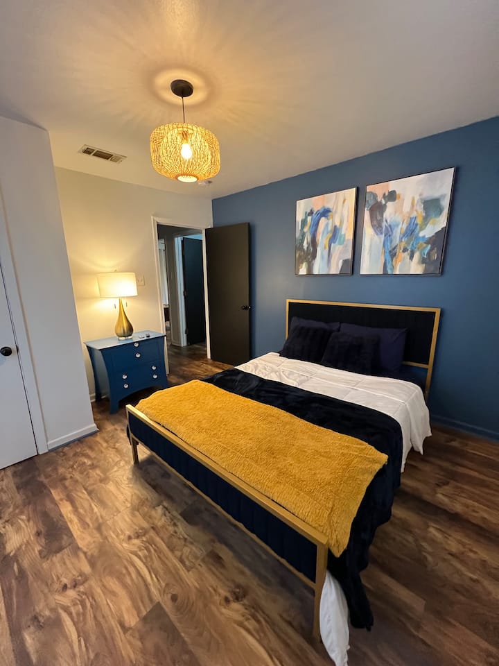 Charming Cozy Cottage Near Southern University! - Baton Rouge, LA