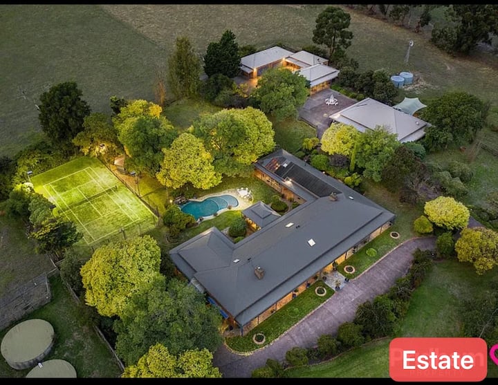 Dream Getaway In An Oasis - Panton Hill