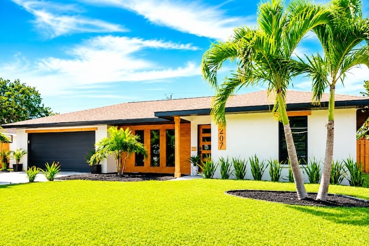 5 Stars. Private & Secluded Home With Easy Access To Anna Maria Island Beaches. - Bradenton, FL