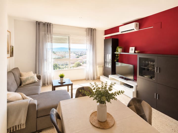 Amplio Apartamento Familiar Con Parking. - Cáceres