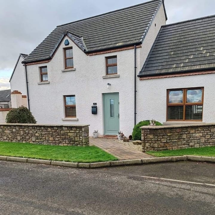 For A Holiday With More Stay At No4. - Ballymoney