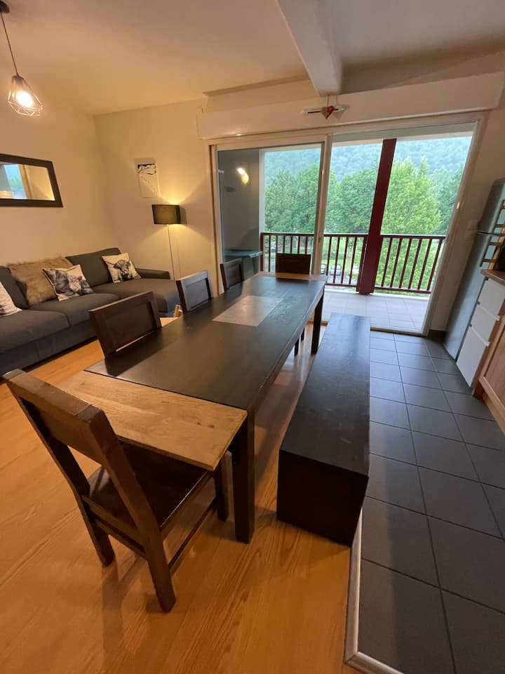 T5 Dix Personnes Au Village, 200 M Des Télécabines - Loudenvielle